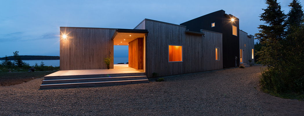 DRIFTWOOD HOUSE - SUPRBLK.